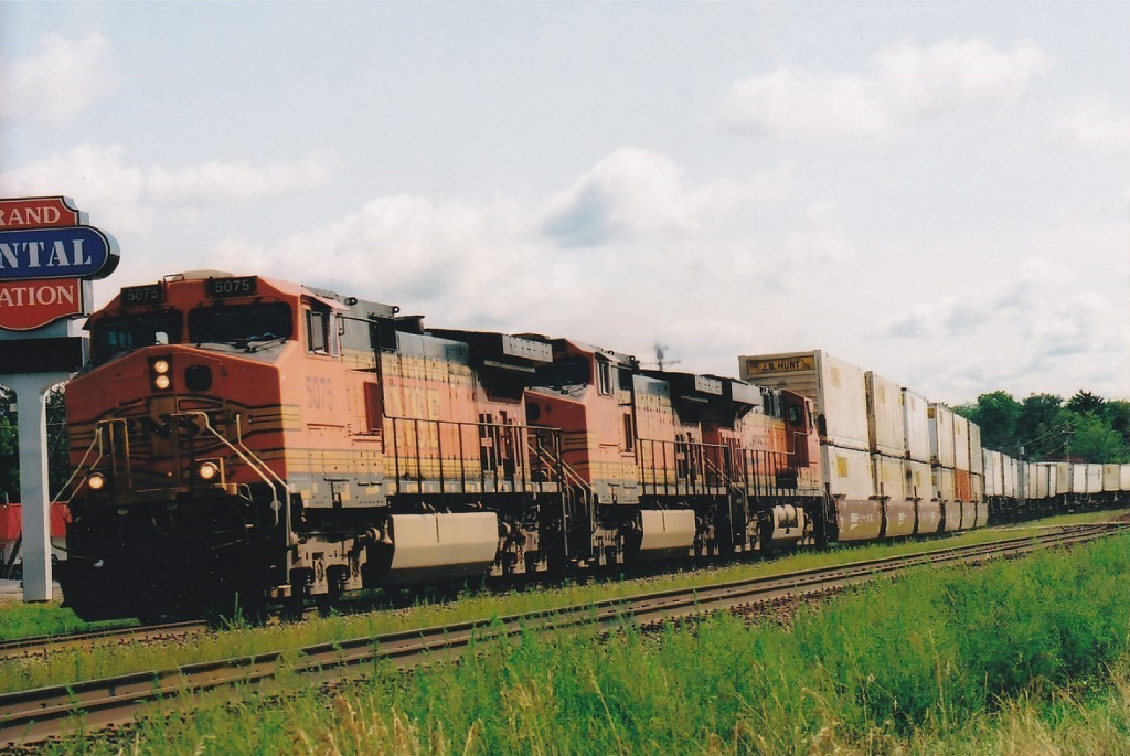 BNSF 5075 West
